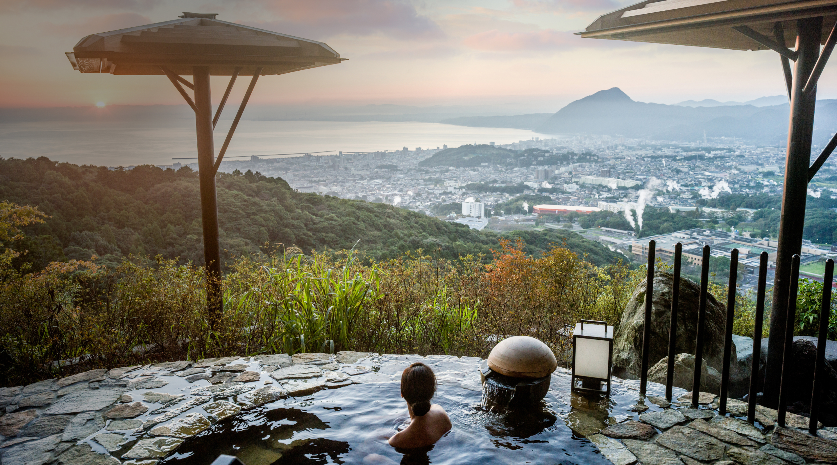 homepage | HARNN HOSPITALITY